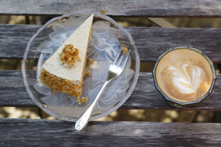 Hungarian Walnut Torte -Diós Torta – Sweet Thought
